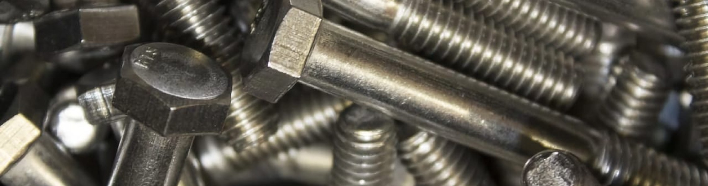 Універсальне металеве кріплення DIN 931: Особливості та переваги ...